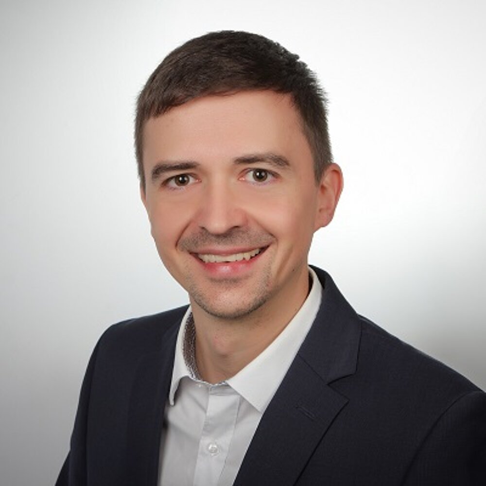 Your contact to R + C Seetransport